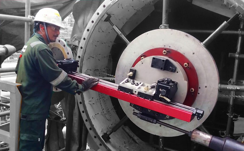 Flange Facing Machining Services | Petracarbon Oil and Gas