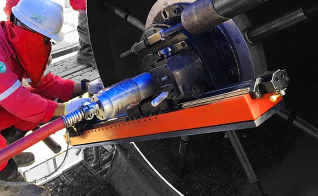 Oil and Gas | Petracarbon Tools and Services | Solutions