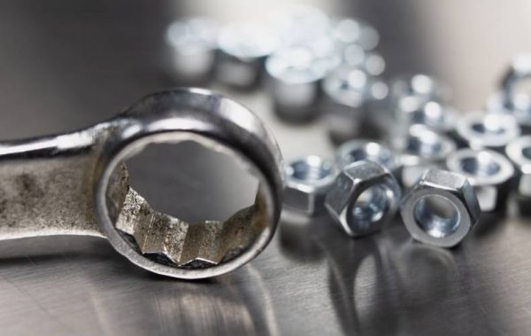 Nut Splitters: Safe & Efficient Solutions for Stuck or Corroded Nuts